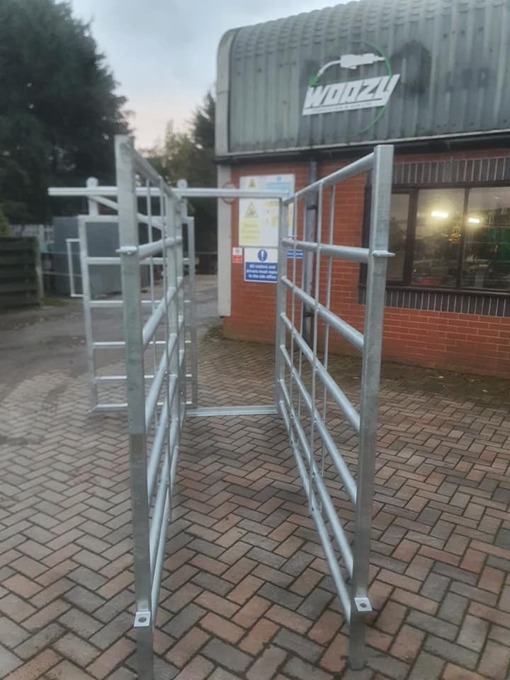 Galvanised Cattle Gates - Woozy Fabrication & Son Ltd