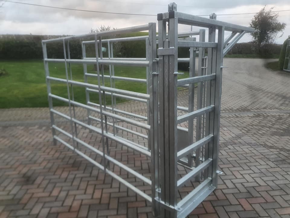 Galvanised Cattle Gates - Woozy Fabrication & Son Ltd