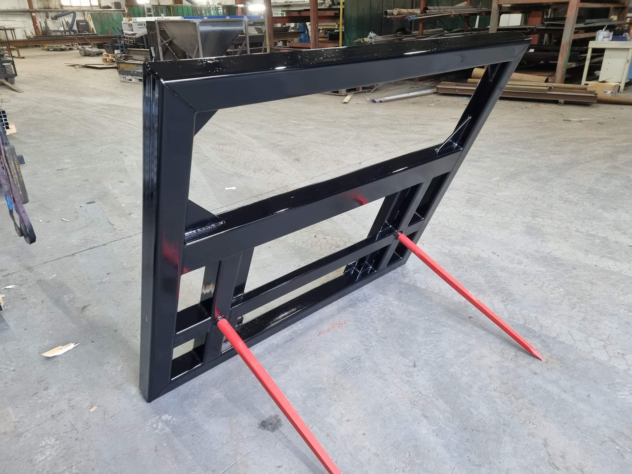 Telehandler Twin Bale Spike - Woozy Fabrication & Son Ltd