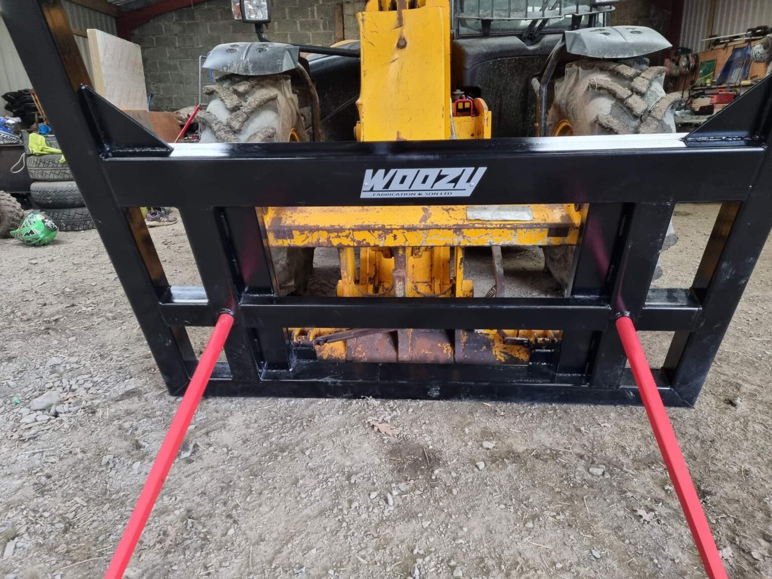 Telehandler Twin Bale Spike - Woozy Fabrication & Son Ltd